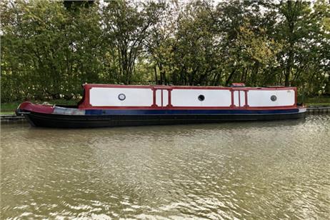 Used Narrowboats, Widebeams, Dutch and Cruiser Boats