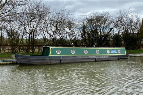 Used Narrowboats, Widebeams, Dutch and Cruiser Boats