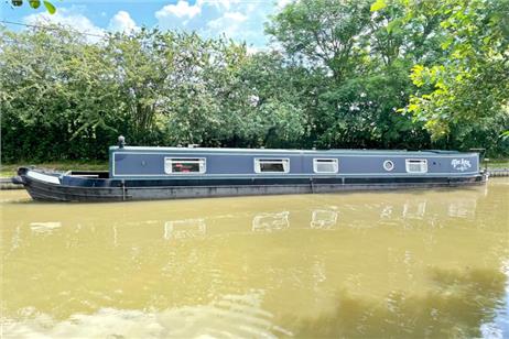 Used Narrowboats, Widebeams, Dutch and Cruiser Boats