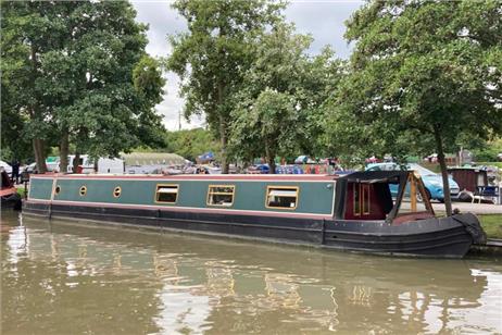 Used Narrowboats, Widebeams, Dutch and Cruiser Boats