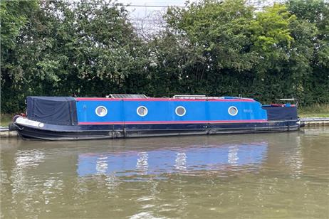 Used Narrowboats, Widebeams, Dutch and Cruiser Boats
