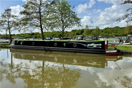 Used Narrowboats, Widebeams, Dutch and Cruiser Boats