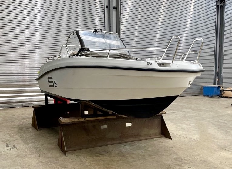 Finnmaster S6 Speed Boat